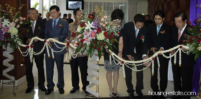 Java Palace Hotel Buka di Jababeka