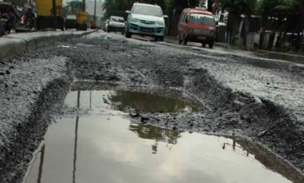 PU Butuh Lebih Rp2 Triliun Untuk Perbaiki Jalan