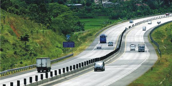 Jokowi Canangkan Pembangunan Tol Trans Sumatera