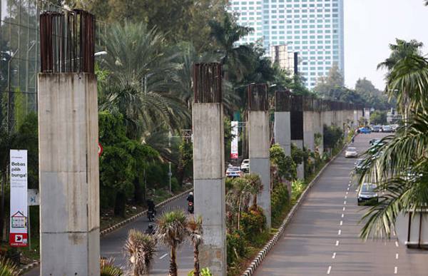 tiang monorel jakarta dijadikan tiang lrt - HousingEstate