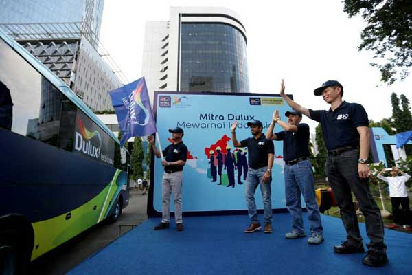 AkzoNobel Latih Orang Jadi Profesional Cat