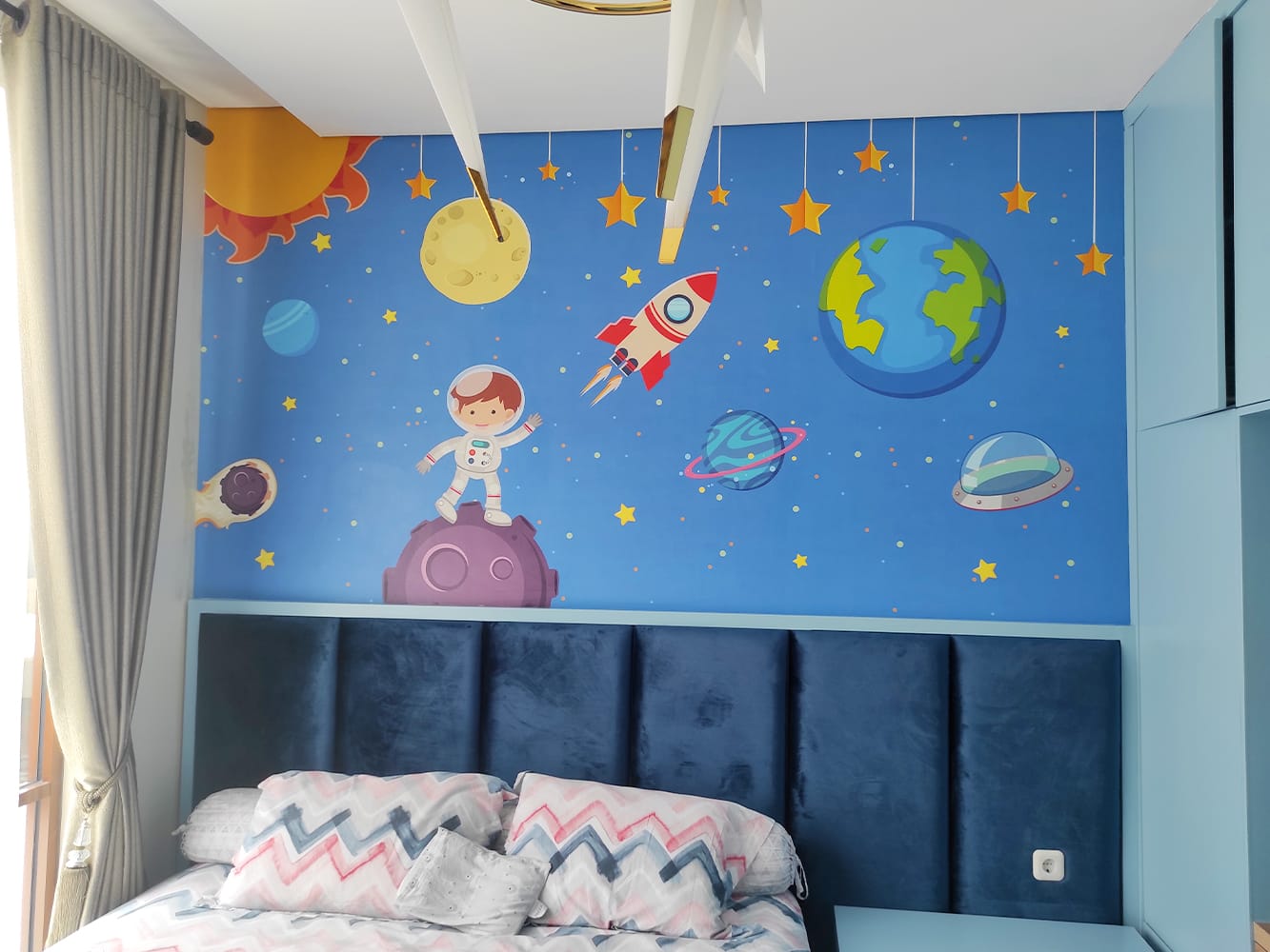 Otak-Atik Interior dengan Wallpaper Custom